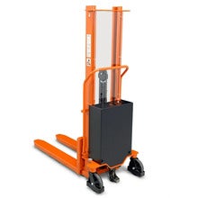 BT Tyro Stacker 1t with Lithium-ion
